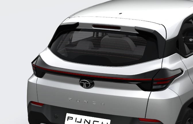 Tata Punch Smart vs Pure: Is the ₹90,000 Upgrade Worth It?